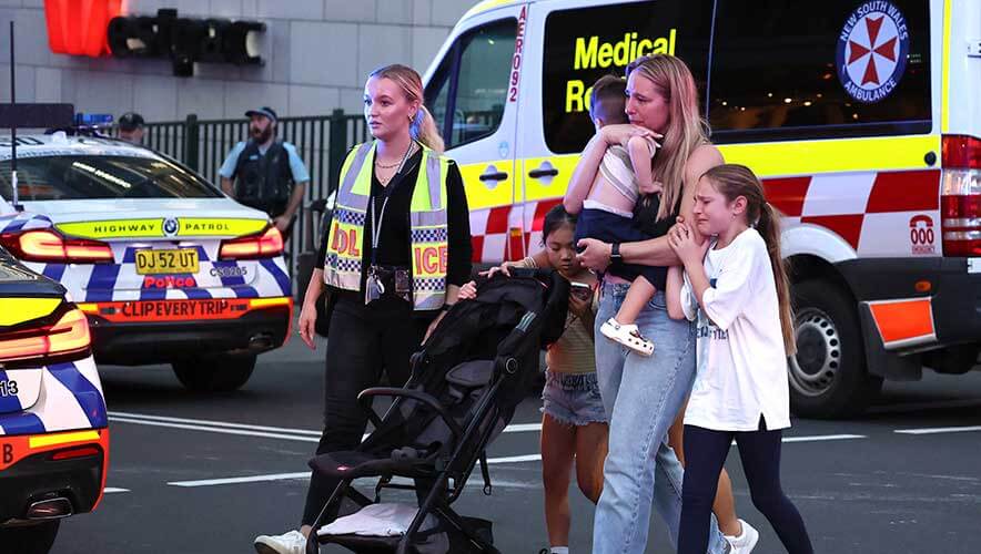 Australian Officials Praise First Responder and Bystanders After ...